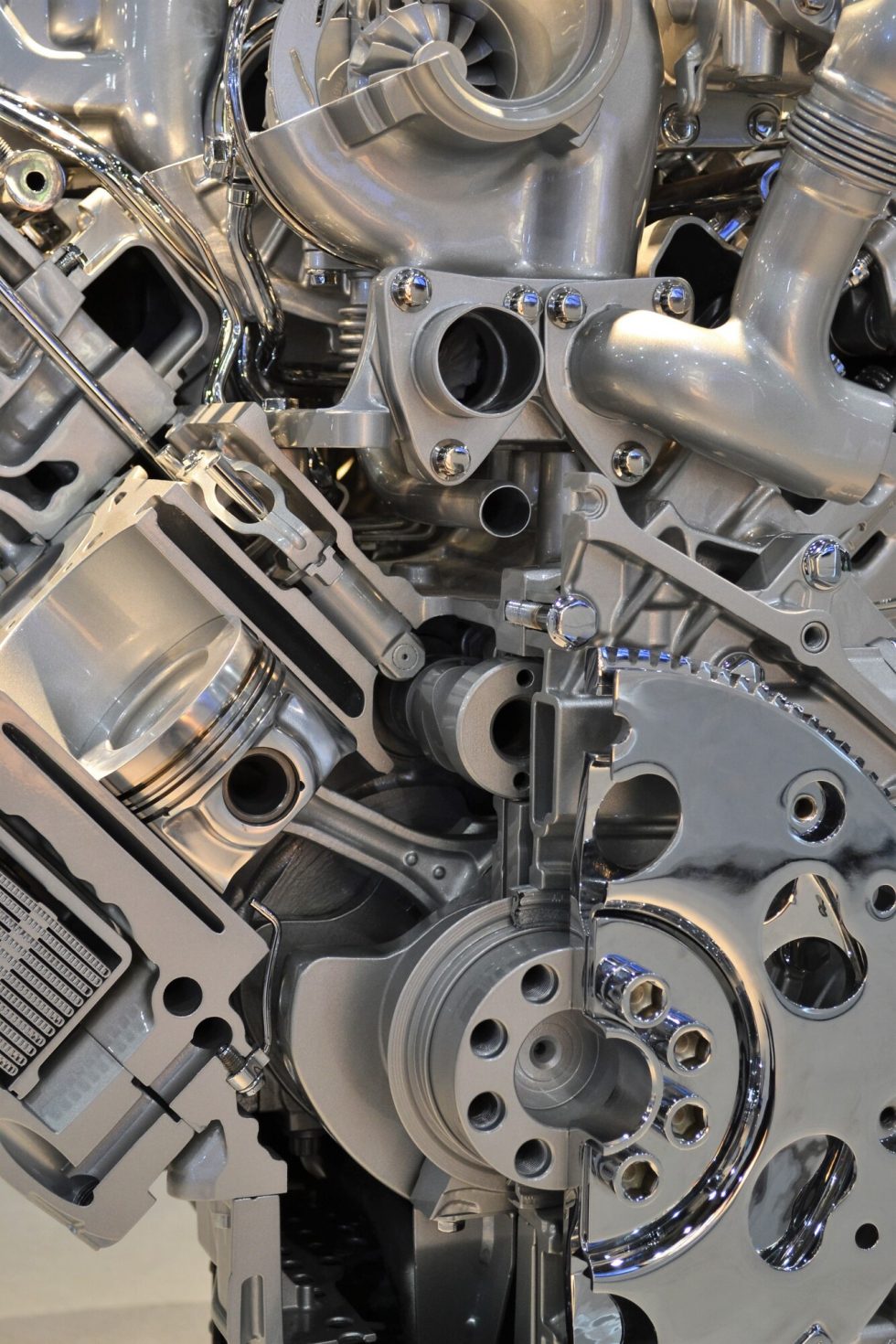 7 Signs Your Truck Needs a New Diesel Engine
